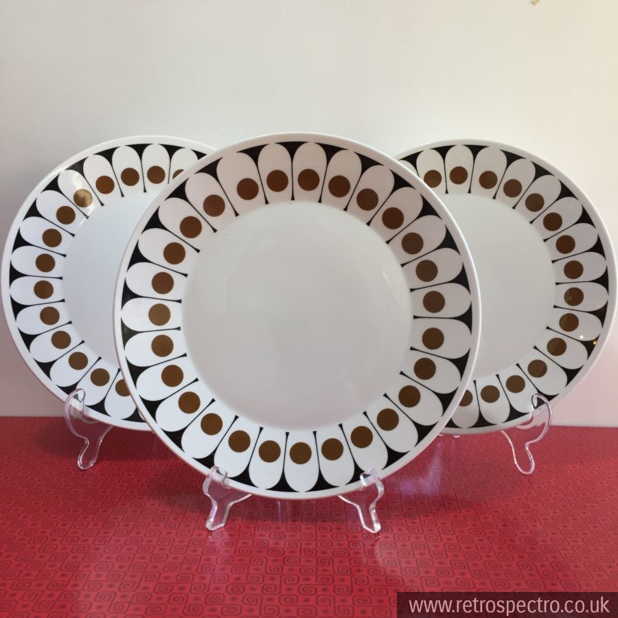 Black Velvet Pattern Sandwich Plates - RetroSpectro