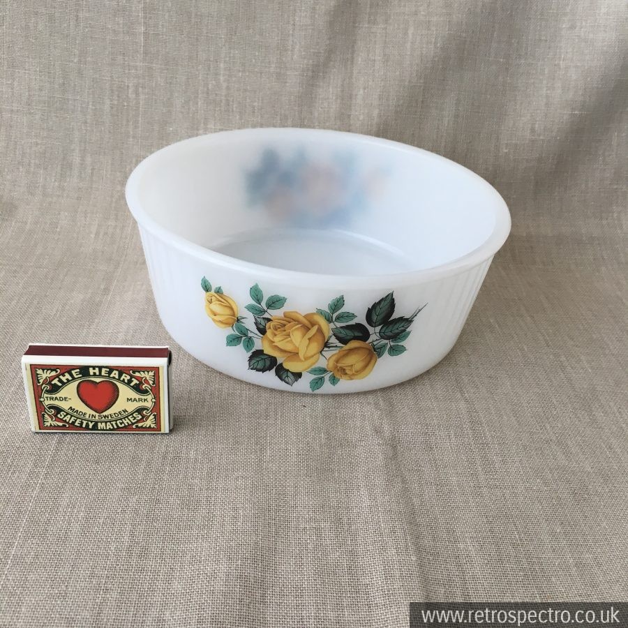 Souffle Dish By Phoenix Opalware - RetroSpectro