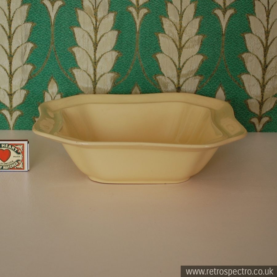 Wood's Ware Jasmine Serving Bowl - RetroSpectro