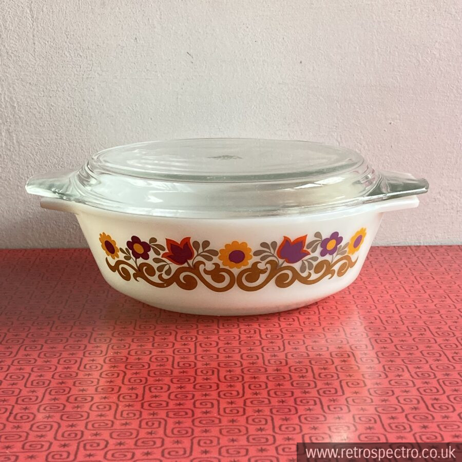 JAJ Pyrex Briarwood Pattern Casserole - RetroSpectro