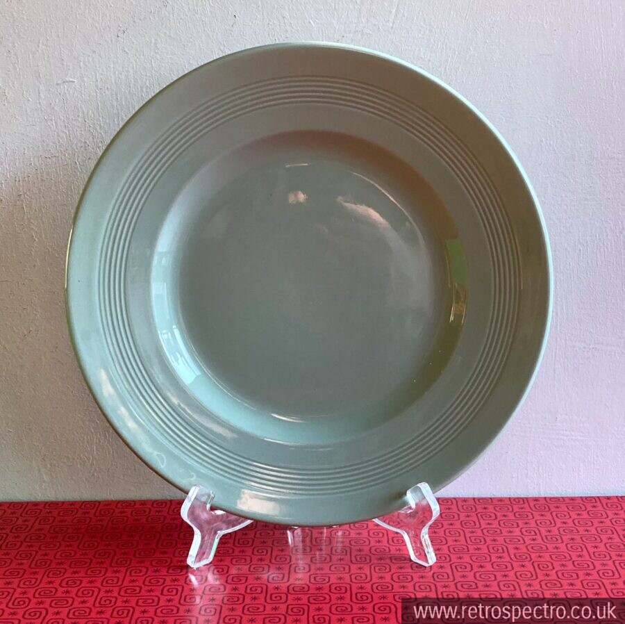 Woods Ware Sandwich Plate - RetroSpectro