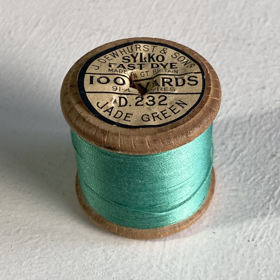 Sylko Cotton Reel - Jade Green D.232 - RetroSpectro